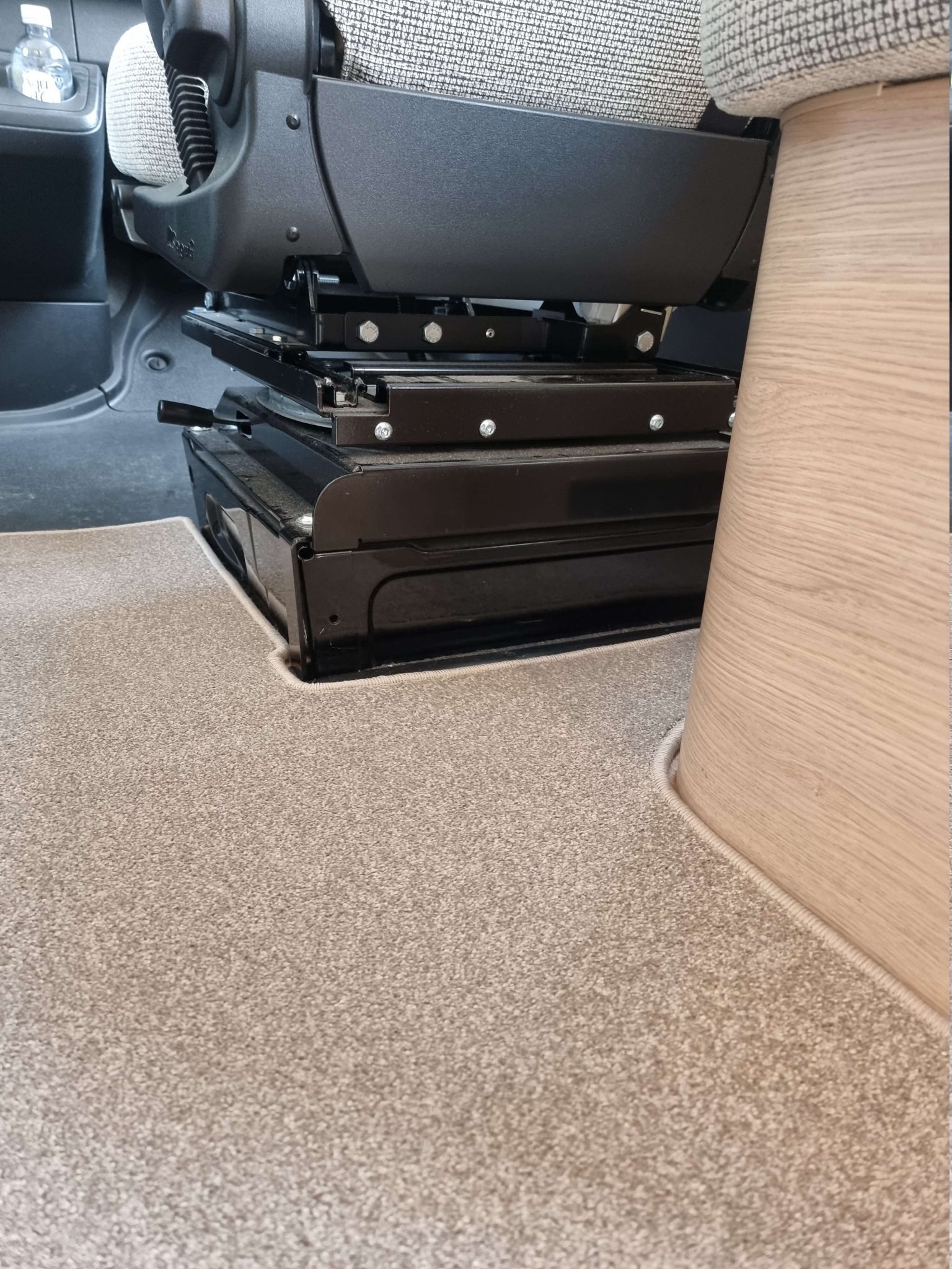 Teppe til bobil og campingvogn - Formsydde gulvtepper